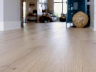 Champagne | FREB-7-CH pre-finished, engineered hardwood flooring